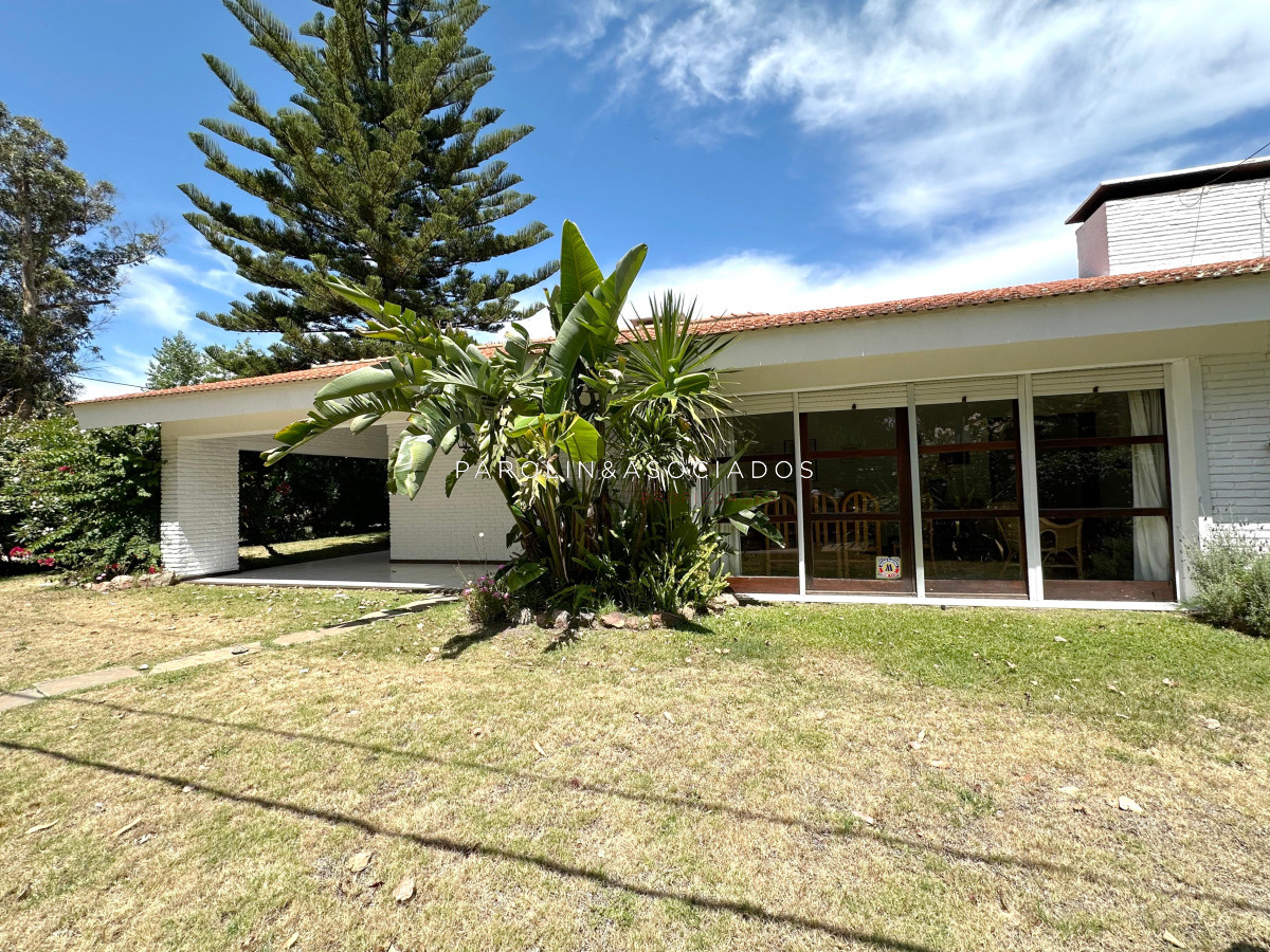 Casa ID.2595 - Casa a la venta en playa mansa