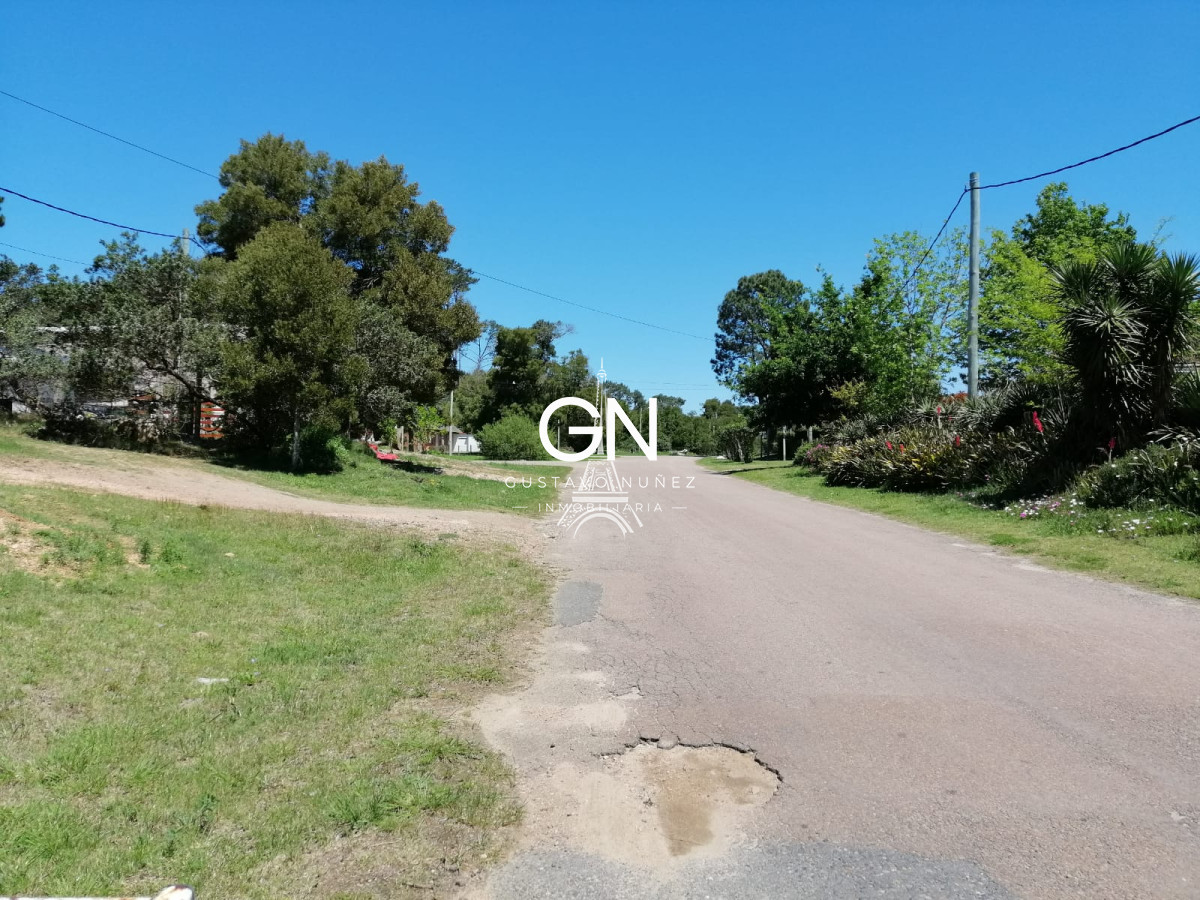Gustavo Nuñez Terreno ID.3423 - Terreno en barrio Country