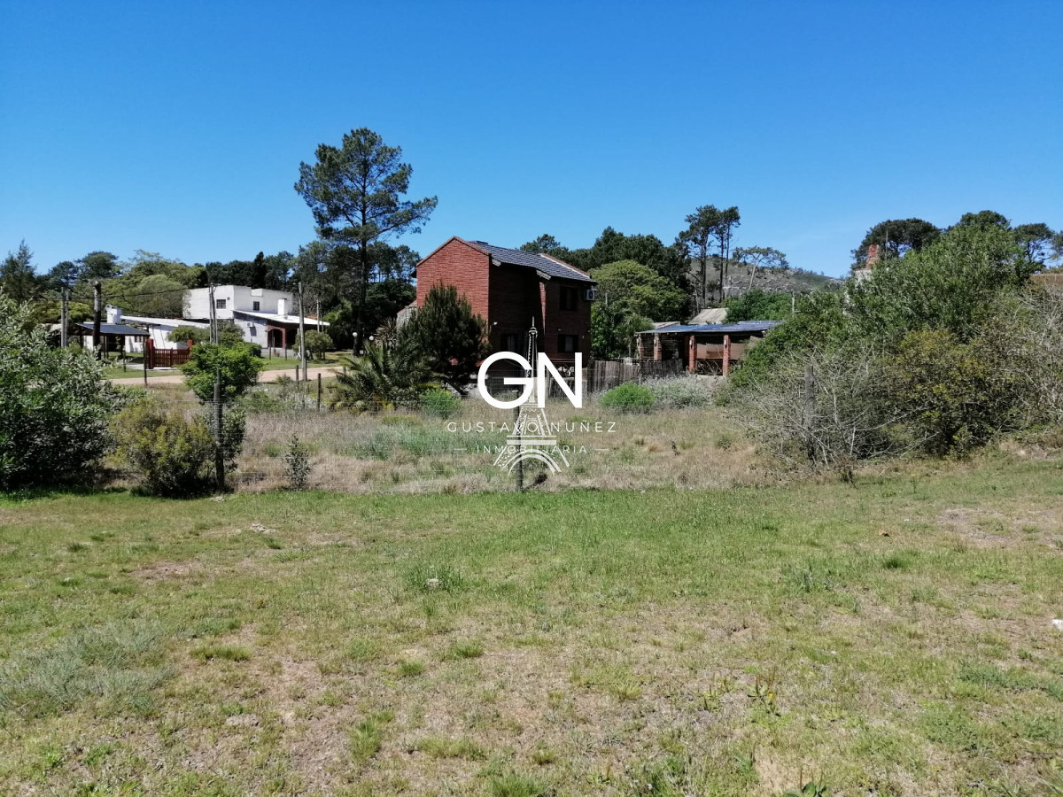 Gustavo Nuñez Terreno ID.3423 - Terreno en barrio Country