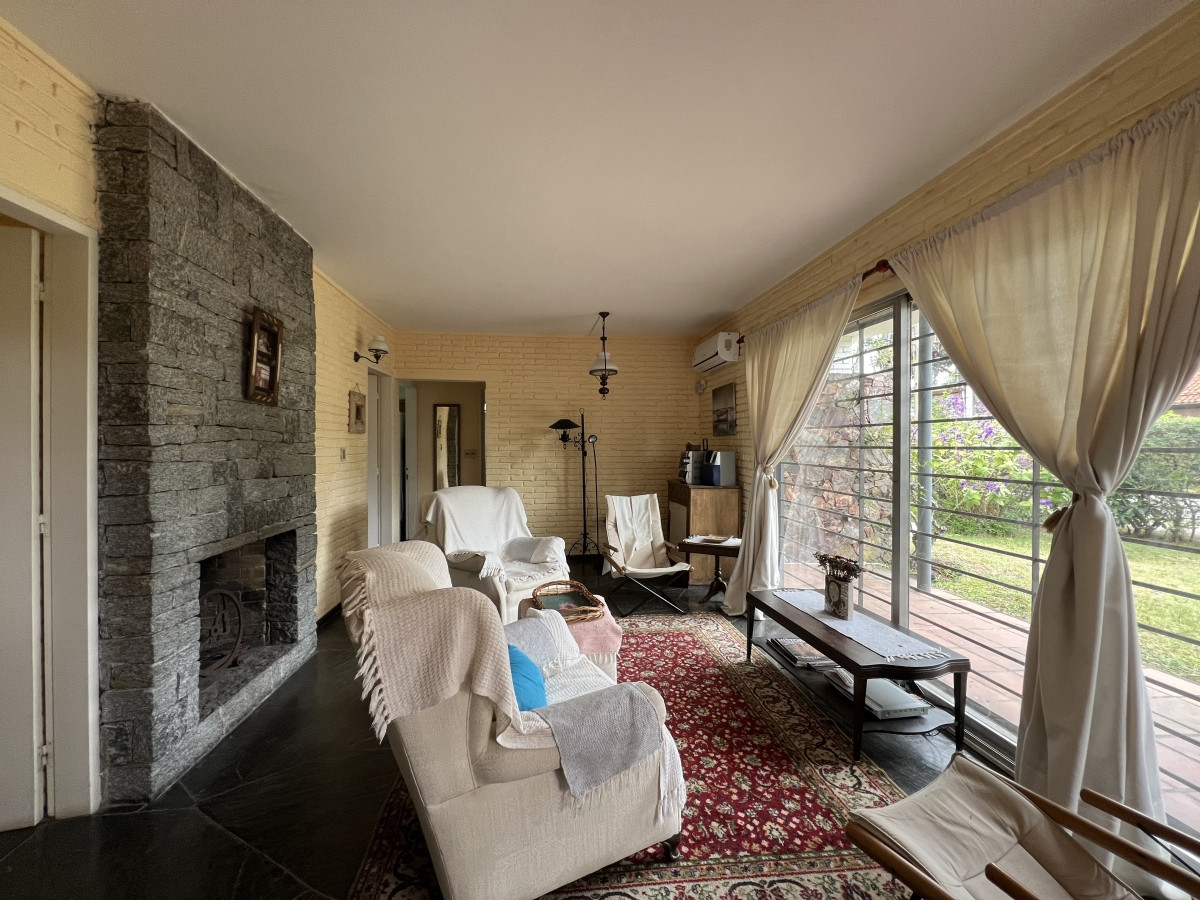 Karen Colombo Propiedades Ventas y Alquileres