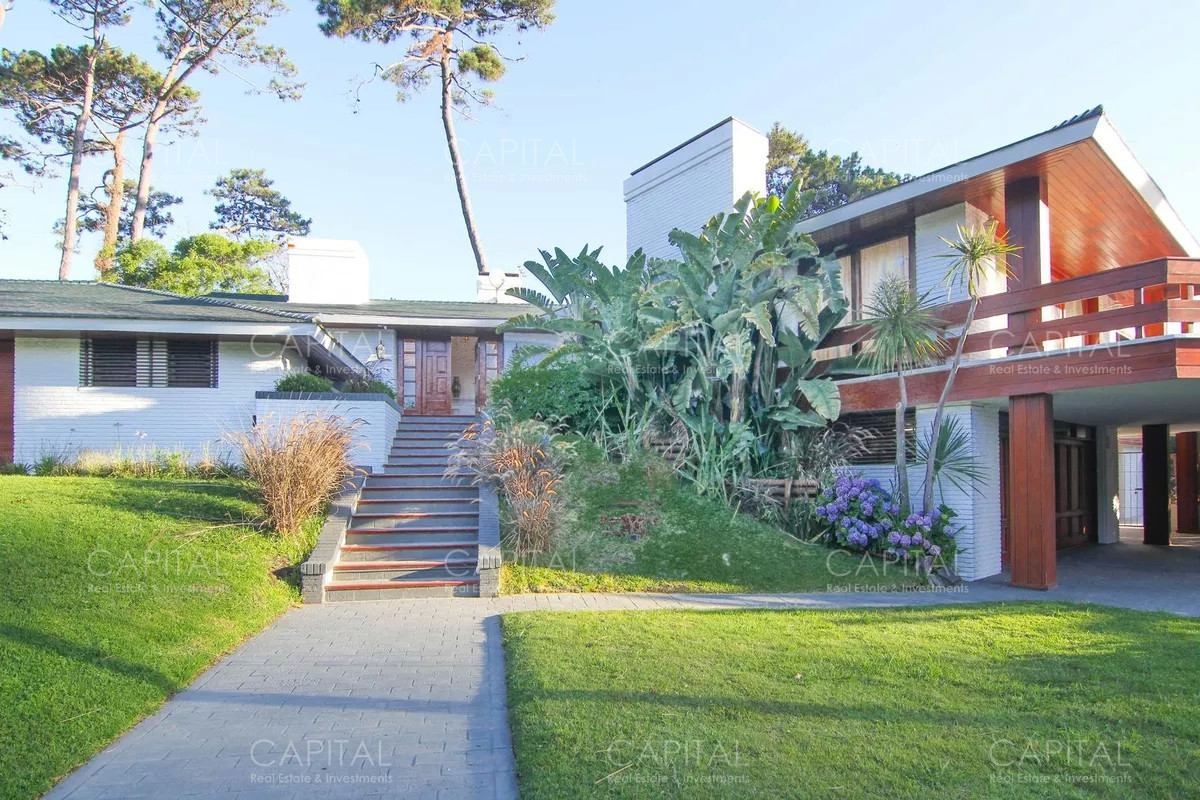 Casa ID.35380 - Casa en venta en Playa Mansa