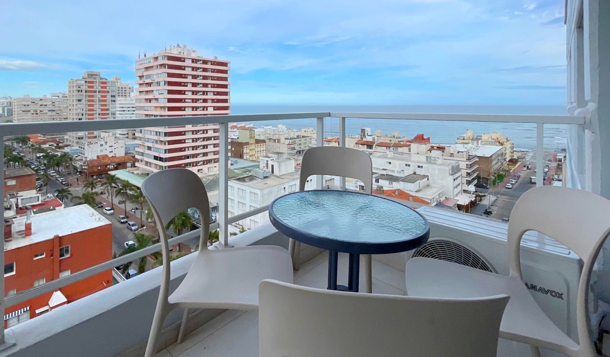 Departamento ID.3385 - DEPARTAMENTO EN ALQUILER 2 DORMITORIOS LUX TOWER PENÍNSULA - PUNTA DEL ESTE