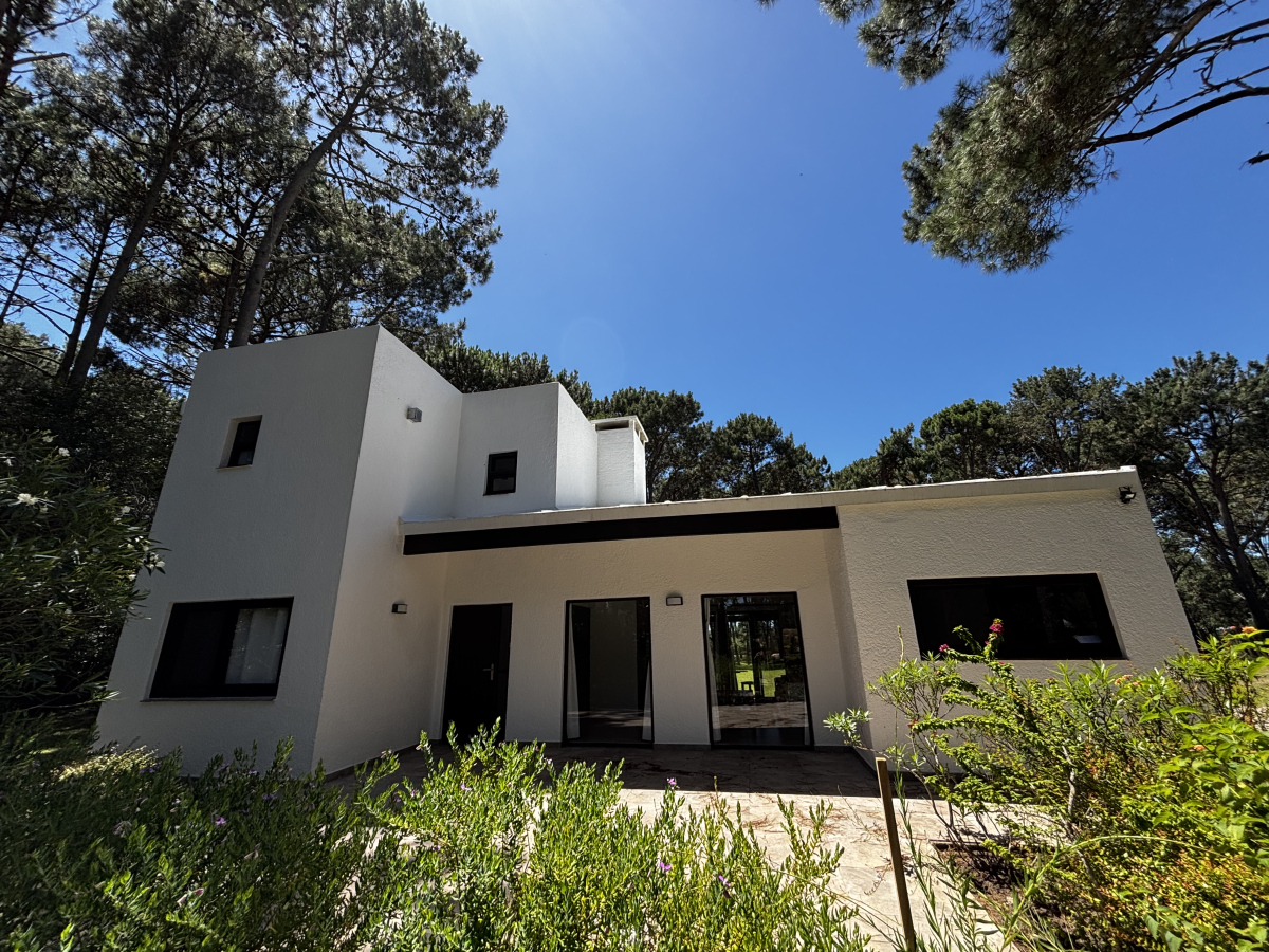 Casa ID.1968 - Casa Club del Lago