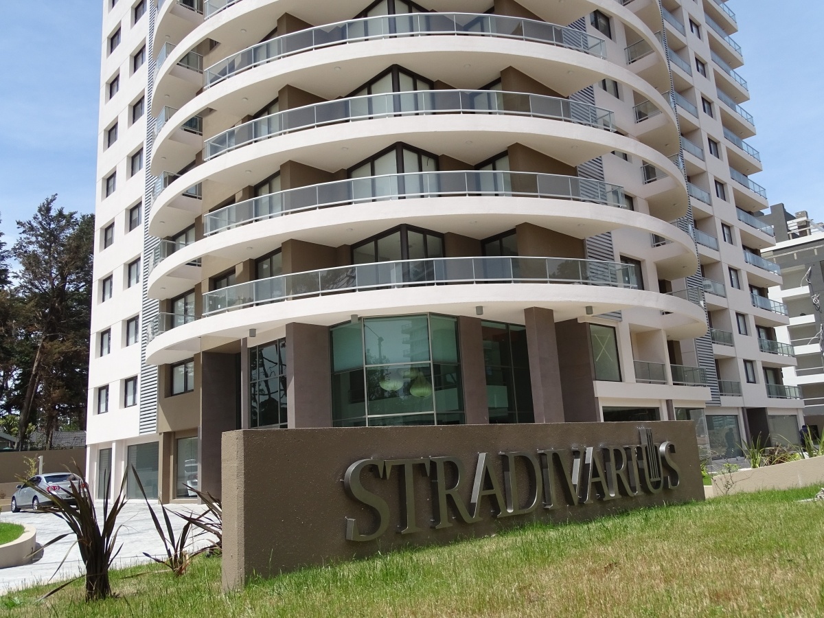Apartamento ID.25918 - Departamento en Venta Stradivarius Punta del Este